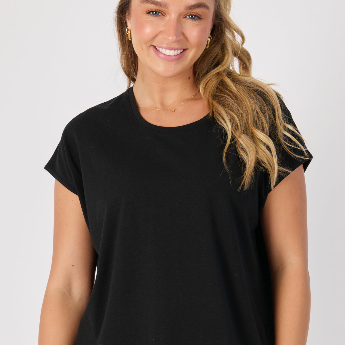 Shell Tee - Black – The Laboratory Store